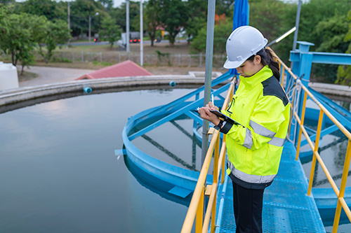 液面監視 | プログラマブル表示器 一体型PLC FT1J / FT2J形